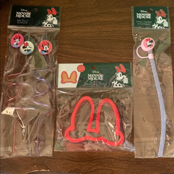 Disney | Kitchen | Its Bundle Time Nwot Disney Minnie Mouse 3pc Straw ...
